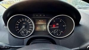 Pelēks Mercedes-Benz ML 320 2006 Šauļi, ar dzinēja tilpumu 3.00 L un nobraukumu 404 tūkst. km par 3350 €, foto 15 vietnē AUTOMOTO.COM.LV