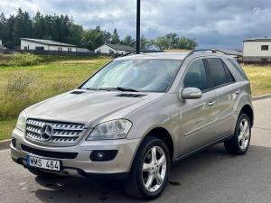 Grey Mercedes-Benz ML 320 2006 in Vilnius, with an engine capacity of 2.99 L and mileage of 330 thousand km for 4500 €, photo  on AUTOMOTO.COM.LV