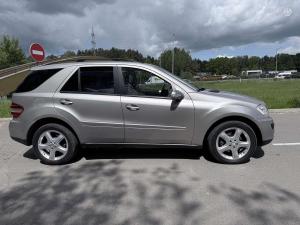 Grey Mercedes-Benz ML 320 2006 in Kaunas, with an engine capacity of 2.99 L and mileage of 335 thousand km for 3900 €, photo 9 on AUTOMOTO.COM.LV