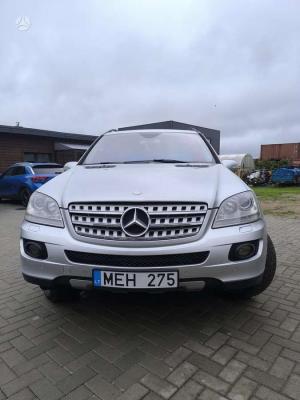 Серый Мерседес МЛ 320 2006 в Вильнюс, объемом двигателя 3.00 л и пробегом 339 тыс. км за 3700 €, фото 6 на AUTOMOTO.COM.LV