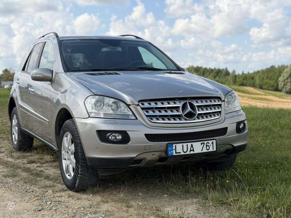 Pelēks Mercedes-Benz ML 320 2006 Šauļi, ar dzinēja tilpumu 2.99 L un nobraukumu 459 tūkst. km par 3350 €, foto 1 vietnē AUTOMOTO.COM.LV