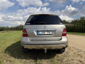 Grey Mercedes-Benz ML 320 2006 in Siauliai, with an engine capacity of 2.99 L and mileage of 459 thousand km for 3350 €, photo 8 on AUTOMOTO.COM.LV