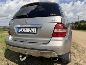 Grey Mercedes-Benz ML 320 2006 in Siauliai, with an engine capacity of 2.99 L and mileage of 459 thousand km for 3350 €, photo 9 on AUTOMOTO.COM.LV