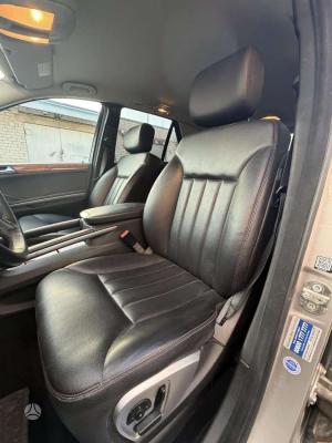Grey Mercedes-Benz ML 320 2006 in Siauliai, with an engine capacity of 2.99 L and mileage of 459 thousand km for 3350 €, photo 20 on AUTOMOTO.COM.LV