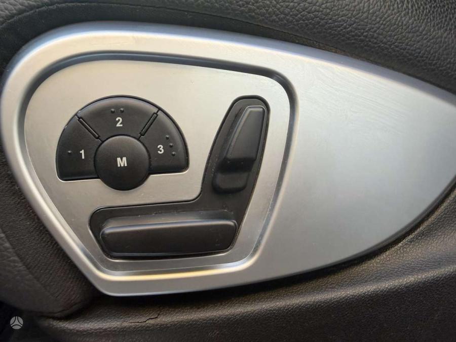 Grey Mercedes-Benz ML 320 2006 in Siauliai, with an engine capacity of 2.99 L and mileage of 459 thousand km for 3350 €, photo 29 on AUTOMOTO.COM.LV