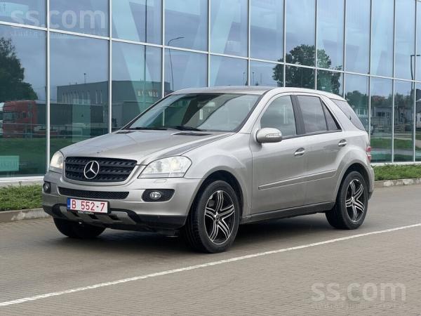Grey Mercedes-Benz ML 320 2006 in Rezekne, with an engine capacity of 3.00 L and mileage of 342 thousand km for 4690 €, photo 3 on AUTOMOTO.COM.LV