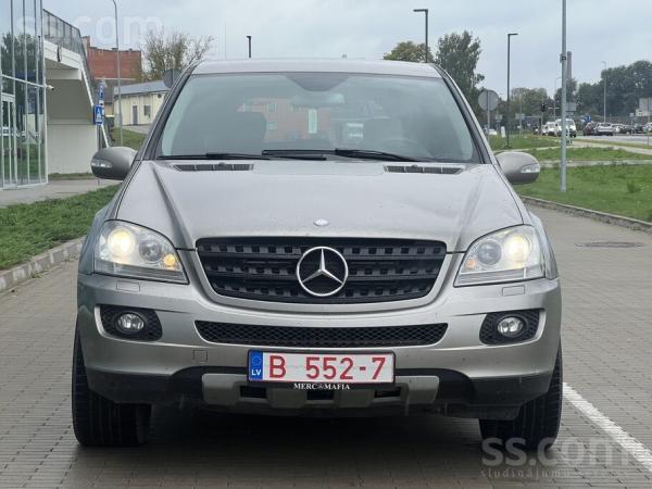 Pelēks Mercedes-Benz ML 320 2006 Rēzekne, ar dzinēja tilpumu 3.00 L un nobraukumu 342 tūkst. km par 4690 €, foto 1 vietnē AUTOMOTO.COM.LV