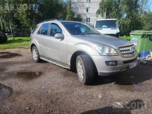 Grey Mercedes-Benz ML 320 2006 in Riga, with an engine capacity of 3.00 L and mileage of 303 thousand km for 2700 €, photo  on AUTOMOTO.COM.LV