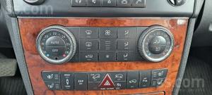 Pelēks Mercedes-Benz ML 320 2007 Rīga, ar dzinēja tilpumu 3.00 L un nobraukumu 297 tūkst. km par 5950 €, foto 9 vietnē AUTOMOTO.COM.LV
