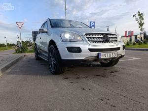 Grey Mercedes-Benz ML 320 2007 in Vilnius, with an engine capacity of 3.00 L and mileage of 335 thousand km for 4150 €, photo 6 on AUTOMOTO.COM.LV
