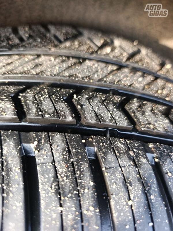 Pelēks Mercedes-Benz ML 320 2007 Viļņa, ar dzinēja tilpumu 3.00 L un nobraukumu 335 tūkst. km par 4150 €, foto 7 vietnē AUTOMOTO.COM.LV