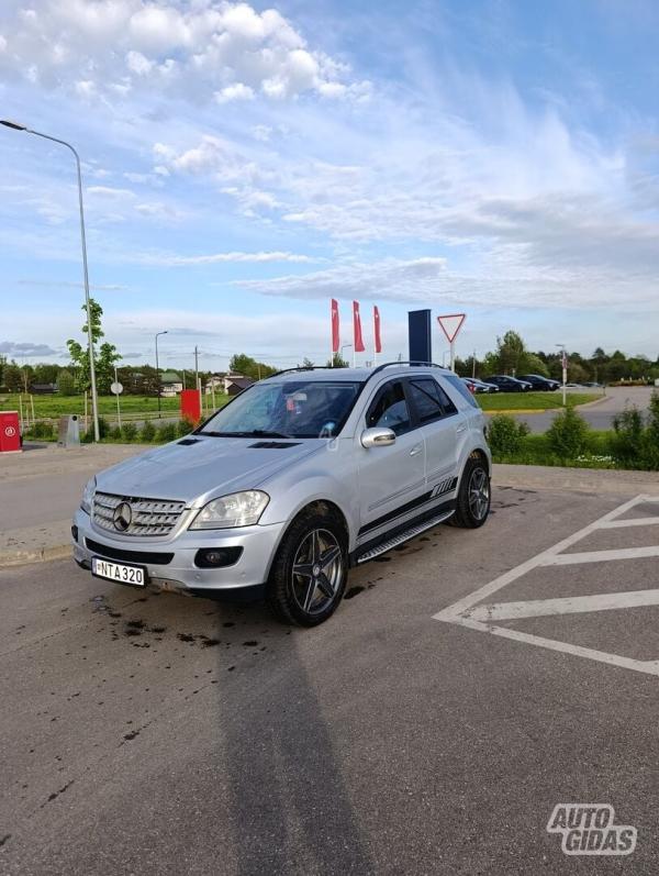 Pelēks Mercedes-Benz ML 320 2007 Viļņa, ar dzinēja tilpumu 3.00 L un nobraukumu 335 tūkst. km par 4150 €, foto 8 vietnē AUTOMOTO.COM.LV