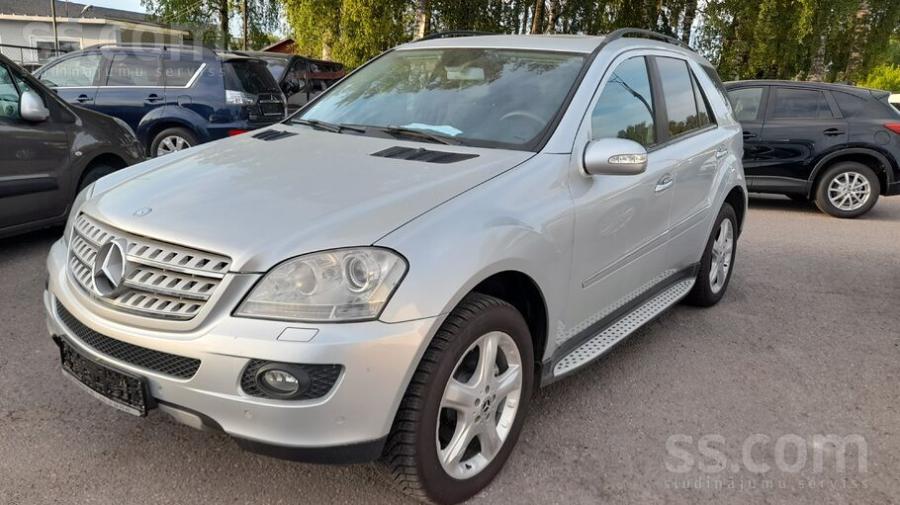 Pelēks Mercedes-Benz ML 320 2007 Rīga, ar dzinēja tilpumu 3.00 L un nobraukumu 304 tūkst. km par 5800 €, foto 5 vietnē AUTOMOTO.COM.LV