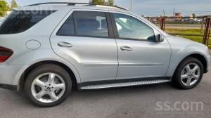 Pelēks Mercedes-Benz ML 320 2007 Rīga, ar dzinēja tilpumu 3.00 L un nobraukumu 304 tūkst. km par 5800 €, foto 14 vietnē AUTOMOTO.COM.LV