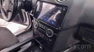 Pelēks Mercedes-Benz ML 320 2007 Rīga, ar dzinēja tilpumu 3.00 L un nobraukumu 304 tūkst. km par 5800 €, foto 25 vietnē AUTOMOTO.COM.LV