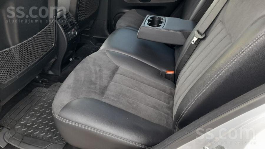Pelēks Mercedes-Benz ML 320 2007 Rīga, ar dzinēja tilpumu 3.00 L un nobraukumu 304 tūkst. km par 5800 €, foto 27 vietnē AUTOMOTO.COM.LV