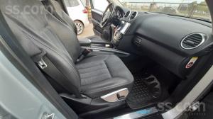 Pelēks Mercedes-Benz ML 320 2007 Rīga, ar dzinēja tilpumu 3.00 L un nobraukumu 304 tūkst. km par 5800 €, foto 32 vietnē AUTOMOTO.COM.LV