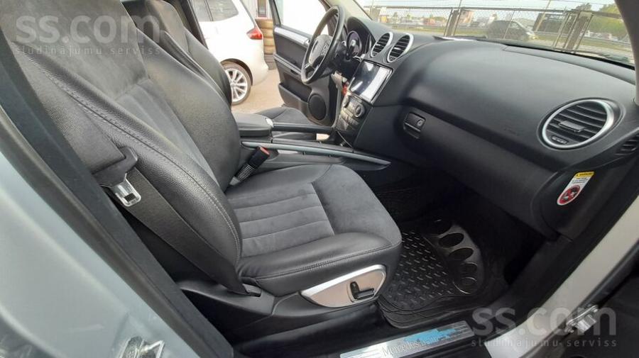 Pelēks Mercedes-Benz ML 320 2007 Rīga, ar dzinēja tilpumu 3.00 L un nobraukumu 304 tūkst. km par 5800 €, foto 32 vietnē AUTOMOTO.COM.LV