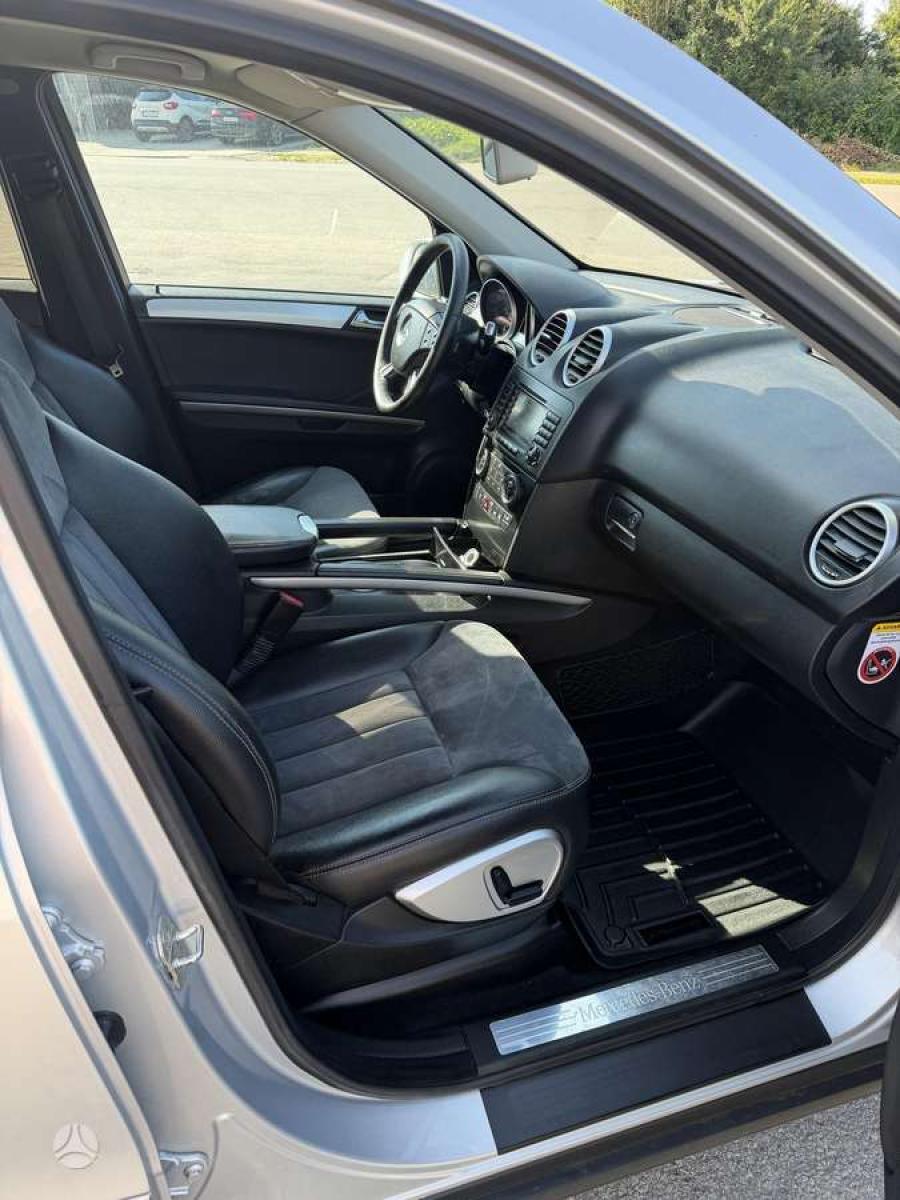 Pelēks Mercedes-Benz ML 320 2007 Skaudvilė, ar dzinēja tilpumu 2.99 L un nobraukumu 242 tūkst. km par 3700 €, foto 16 vietnē AUTOMOTO.COM.LV