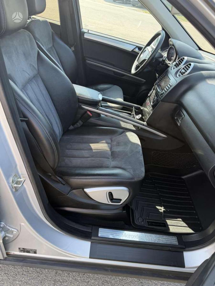 Pelēks Mercedes-Benz ML 320 2007 Skaudvilė, ar dzinēja tilpumu 2.99 L un nobraukumu 242 tūkst. km par 3700 €, foto 17 vietnē AUTOMOTO.COM.LV