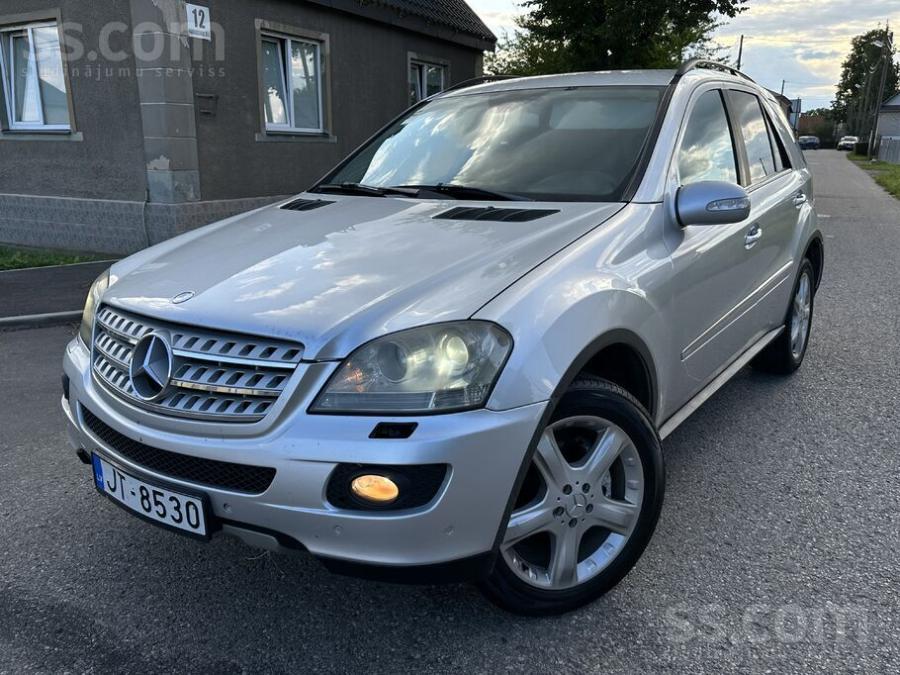 Pelēks Mercedes-Benz ML 320 2007 Daugavpils, ar dzinēja tilpumu 3.00 L un nobraukumu 368 tūkst. km par 3350 €, foto 1 vietnē AUTOMOTO.COM.LV