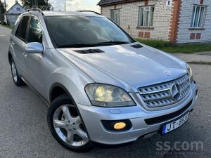 Pelēks Mercedes-Benz ML 320 2007 Daugavpils, ar dzinēja tilpumu 3.00 L un nobraukumu 368 tūkst. km par 3350 €, foto 4 vietnē AUTOMOTO.COM.LV