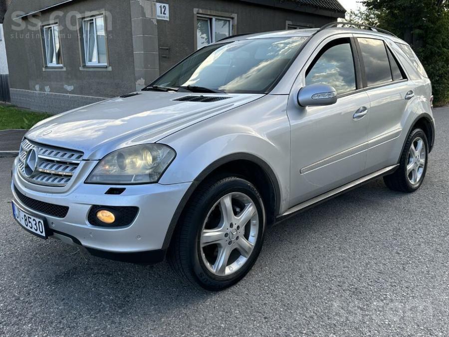 Pelēks Mercedes-Benz ML 320 2007 Daugavpils, ar dzinēja tilpumu 3.00 L un nobraukumu 368 tūkst. km par 3350 €, foto 14 vietnē AUTOMOTO.COM.LV