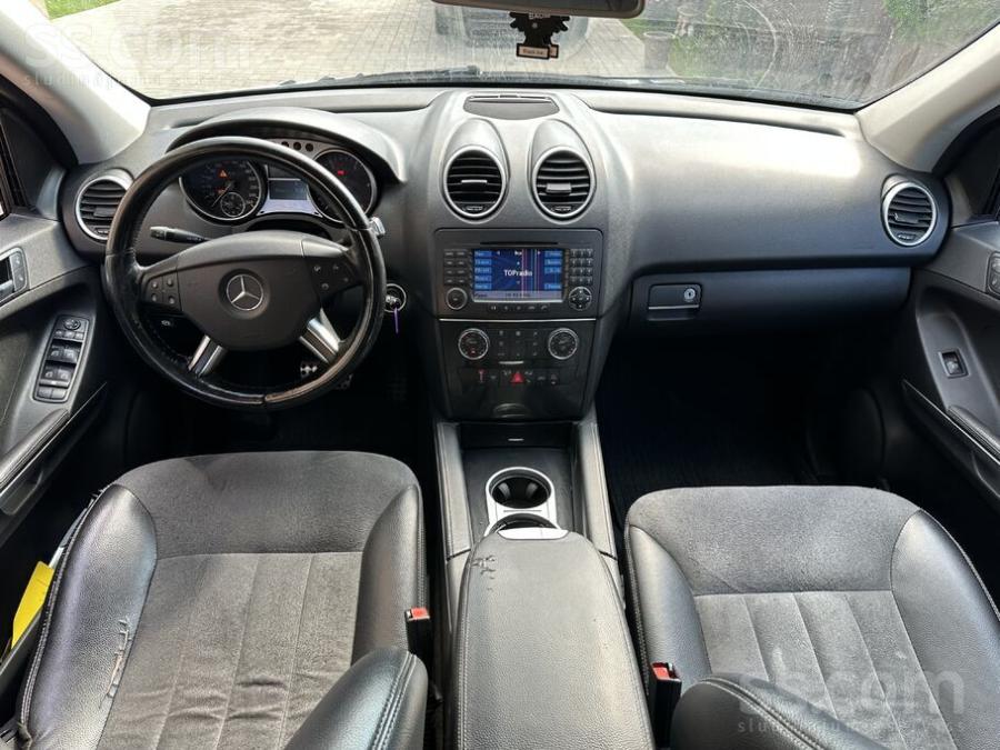 Pelēks Mercedes-Benz ML 320 2007 Daugavpils, ar dzinēja tilpumu 3.00 L un nobraukumu 368 tūkst. km par 3350 €, foto 18 vietnē AUTOMOTO.COM.LV