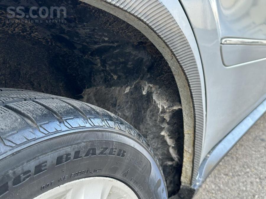 Pelēks Mercedes-Benz ML 320 2007 Daugavpils, ar dzinēja tilpumu 3.00 L un nobraukumu 368 tūkst. km par 3350 €, foto 29 vietnē AUTOMOTO.COM.LV