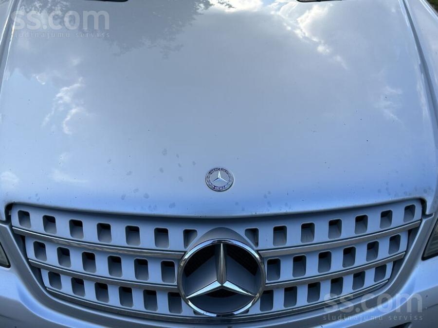 Pelēks Mercedes-Benz ML 320 2007 Daugavpils, ar dzinēja tilpumu 3.00 L un nobraukumu 368 tūkst. km par 3350 €, foto 32 vietnē AUTOMOTO.COM.LV