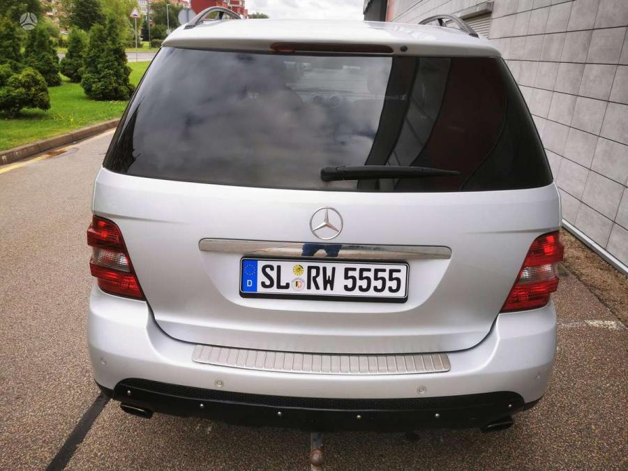 Pelēks Mercedes-Benz ML 320 2007 Klaipėda, ar dzinēja tilpumu 3.00 L un nobraukumu 245 tūkst. km par 5850 €, foto 6 vietnē AUTOMOTO.COM.LV