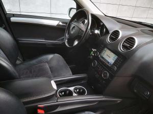 Pelēks Mercedes-Benz ML 320 2007 Klaipėda, ar dzinēja tilpumu 3.00 L un nobraukumu 245 tūkst. km par 5850 €, foto 18 vietnē AUTOMOTO.COM.LV