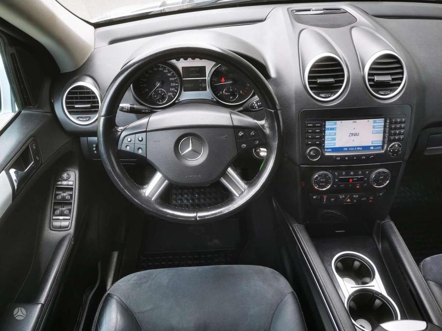 Pelēks Mercedes-Benz ML 320 2007 Klaipėda, ar dzinēja tilpumu 3.00 L un nobraukumu 245 tūkst. km par 5850 €, foto 19 vietnē AUTOMOTO.COM.LV