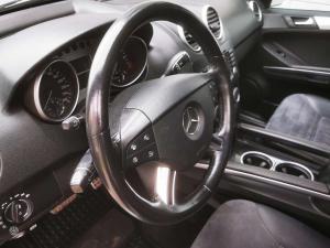 Pelēks Mercedes-Benz ML 320 2007 Klaipėda, ar dzinēja tilpumu 3.00 L un nobraukumu 245 tūkst. km par 5850 €, foto 22 vietnē AUTOMOTO.COM.LV