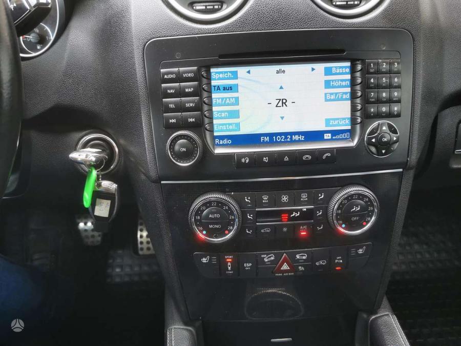 Pelēks Mercedes-Benz ML 320 2007 Klaipėda, ar dzinēja tilpumu 3.00 L un nobraukumu 245 tūkst. km par 5850 €, foto 33 vietnē AUTOMOTO.COM.LV