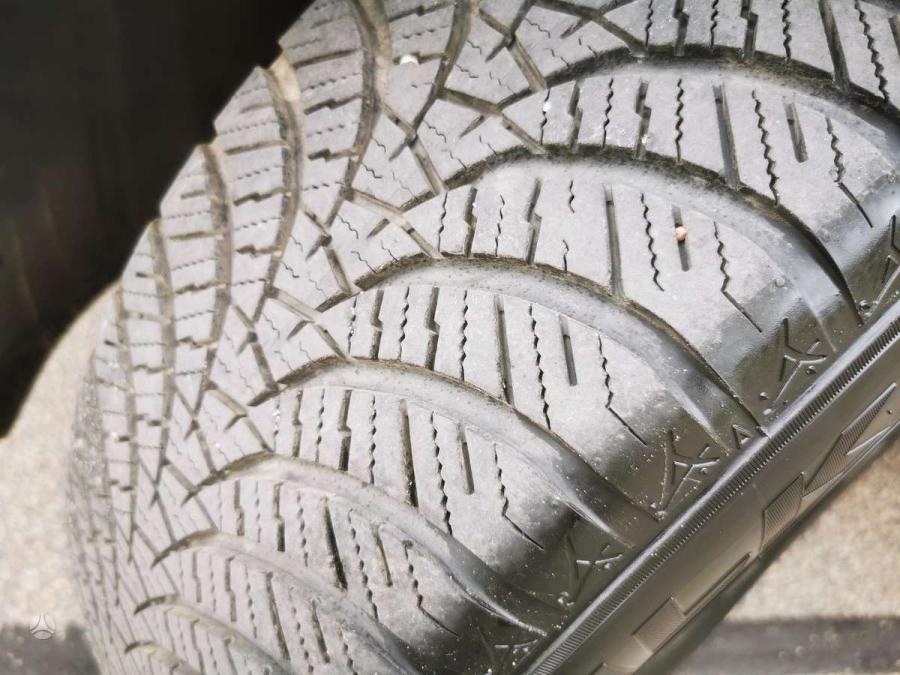 Pelēks Mercedes-Benz ML 320 2007 Klaipėda, ar dzinēja tilpumu 3.00 L un nobraukumu 245 tūkst. km par 5850 €, foto 35 vietnē AUTOMOTO.COM.LV