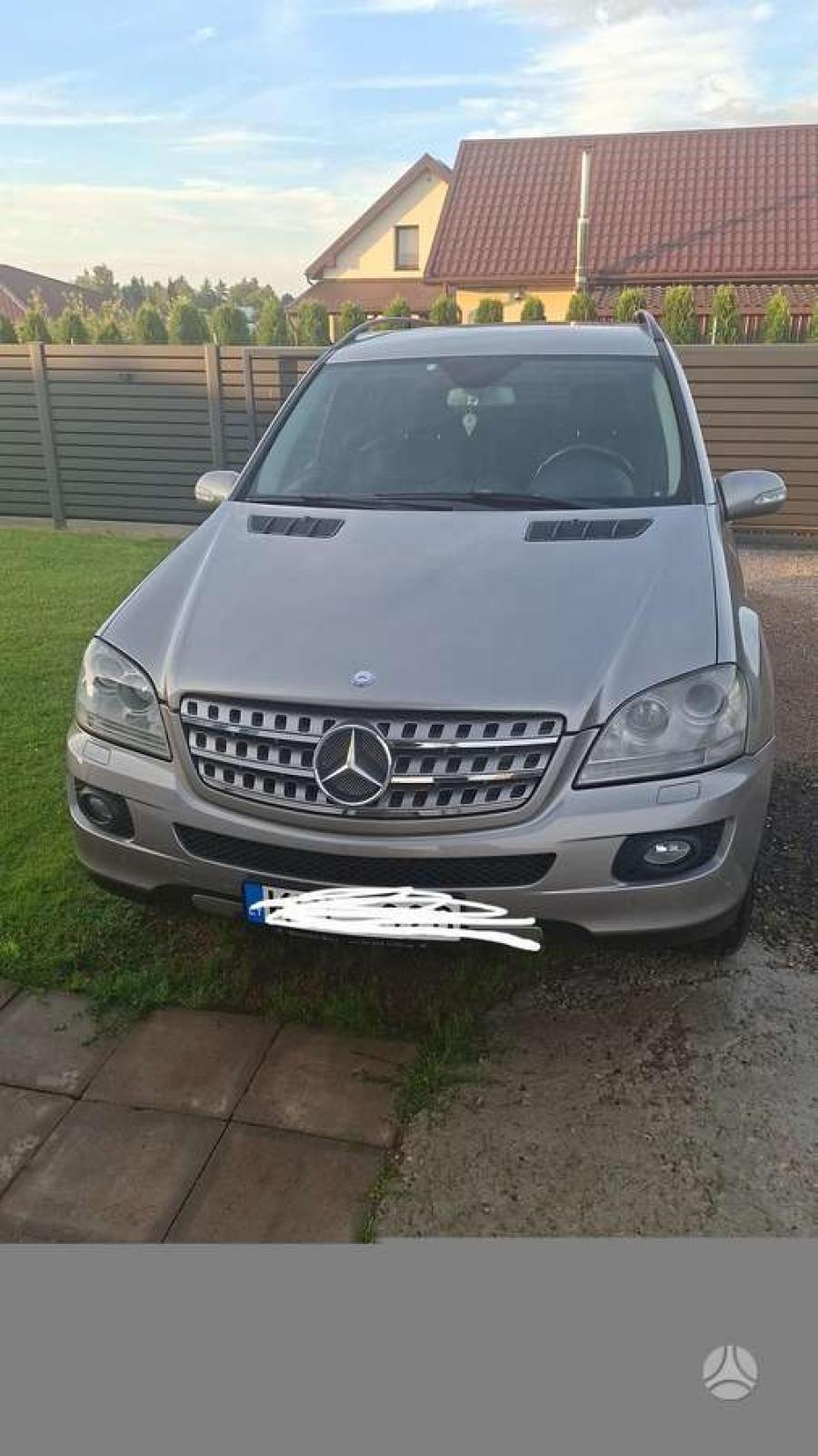 Grey Mercedes-Benz ML 320 2007 in Vilnius, with an engine capacity of 2.99 L and mileage of 343 thousand km for 5950 €, photo 6 on AUTOMOTO.COM.LV
