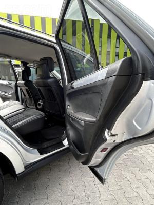 Pelēks Mercedes-Benz ML 320 2008 Rīga, ar dzinēja tilpumu 3.00 L un nobraukumu 304 tūkst. km par 5000 €, foto 11 vietnē AUTOMOTO.COM.LV