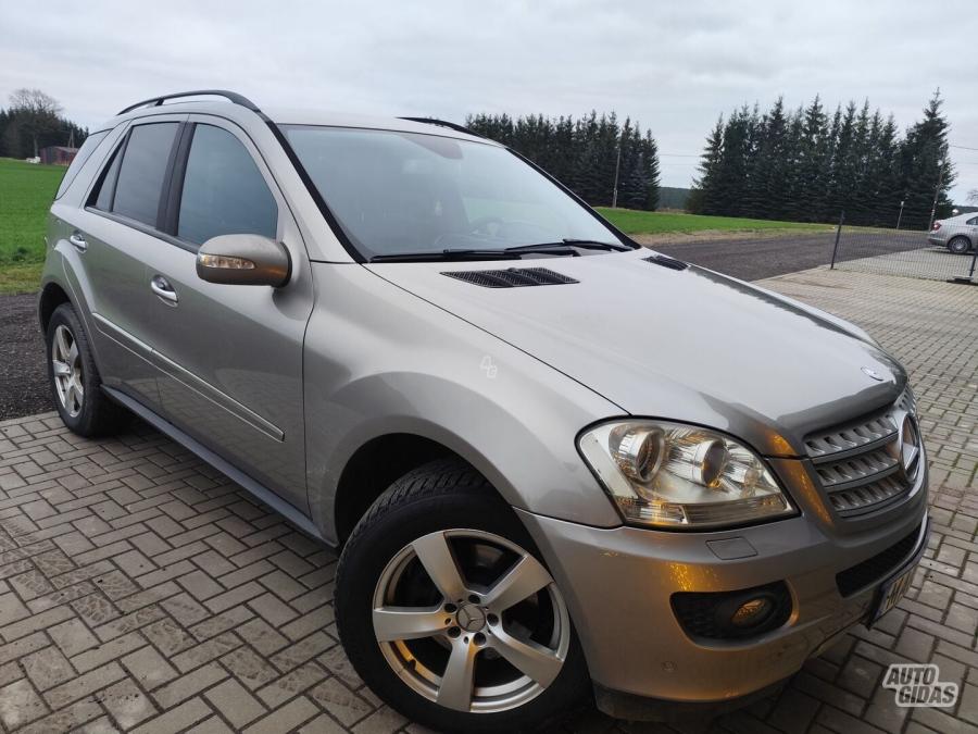 Pelēks Mercedes-Benz ML 320 2008 Kauņa, ar dzinēja tilpumu 3.00 L un nobraukumu 384 tūkst. km par 4700 €, foto 1 vietnē AUTOMOTO.COM.LV