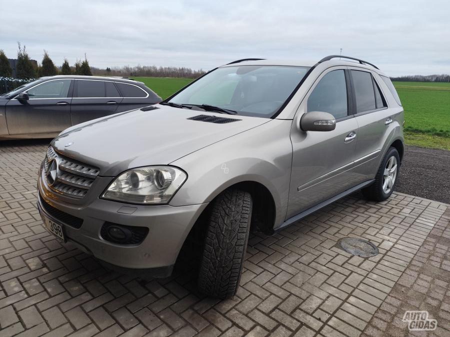 Pelēks Mercedes-Benz ML 320 2008 Kauņa, ar dzinēja tilpumu 3.00 L un nobraukumu 384 tūkst. km par 4700 €, foto 2 vietnē AUTOMOTO.COM.LV