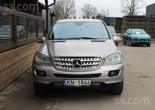 Grey Mercedes-Benz ML 320 2008 in Riga, with an engine capacity of 3.00 L and mileage of 0 thousand km for 4490 €, photo 2 on AUTOMOTO.COM.LV