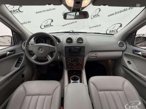 Grey Mercedes-Benz ML 320 2008 in Vilnius, with an engine capacity of 2.99 L and mileage of 169 thousand km for 6900 €, photo 5 on AUTOMOTO.COM.LV