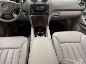 Grey Mercedes-Benz ML 320 2008 in Vilnius, with an engine capacity of 2.99 L and mileage of 169 thousand km for 6900 €, photo 20 on AUTOMOTO.COM.LV