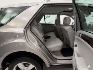 Pelēks Mercedes-Benz ML 320 2008 Viļņa, ar dzinēja tilpumu 2.99 L un nobraukumu 169 tūkst. km par 5900 €, foto 11 vietnē AUTOMOTO.COM.LV