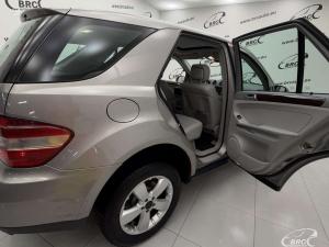 Pelēks Mercedes-Benz ML 320 2008 Viļņa, ar dzinēja tilpumu 2.99 L un nobraukumu 169 tūkst. km par 5900 €, foto 14 vietnē AUTOMOTO.COM.LV
