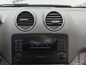 Pelēks Mercedes-Benz ML 320 2008 Viļņa, ar dzinēja tilpumu 2.99 L un nobraukumu 169 tūkst. km par 5900 €, foto 18 vietnē AUTOMOTO.COM.LV