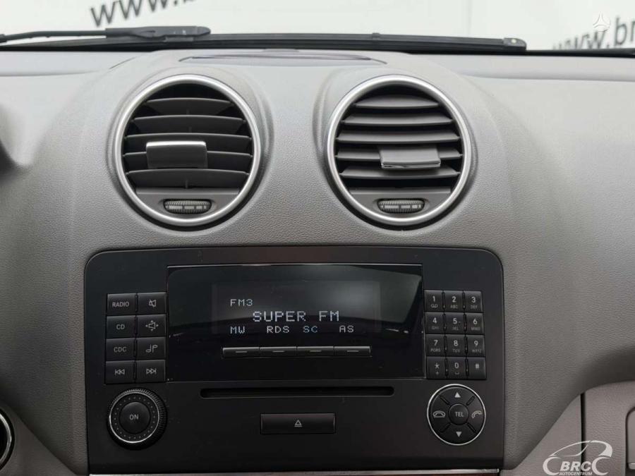 Pelēks Mercedes-Benz ML 320 2008 Viļņa, ar dzinēja tilpumu 2.99 L un nobraukumu 169 tūkst. km par 5900 €, foto 18 vietnē AUTOMOTO.COM.LV