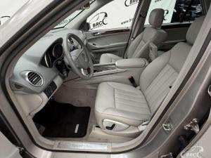 Pelēks Mercedes-Benz ML 320 2008 Viļņa, ar dzinēja tilpumu 2.99 L un nobraukumu 169 tūkst. km par 5900 €, foto 23 vietnē AUTOMOTO.COM.LV
