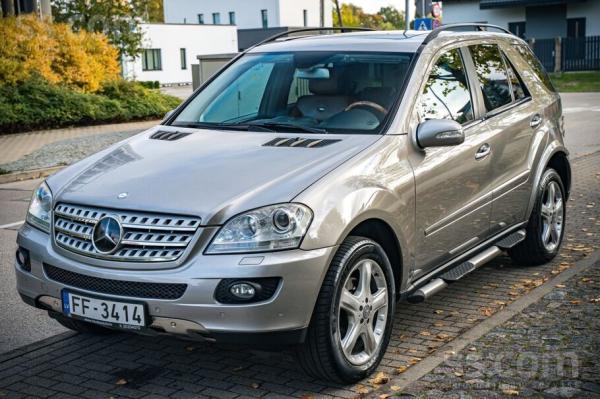 Grey Mercedes-Benz ML 320 2008 in Riga, with an engine capacity of 3.00 L and mileage of 309 thousand km for 5990 €, photo 1 on AUTOMOTO.COM.LV