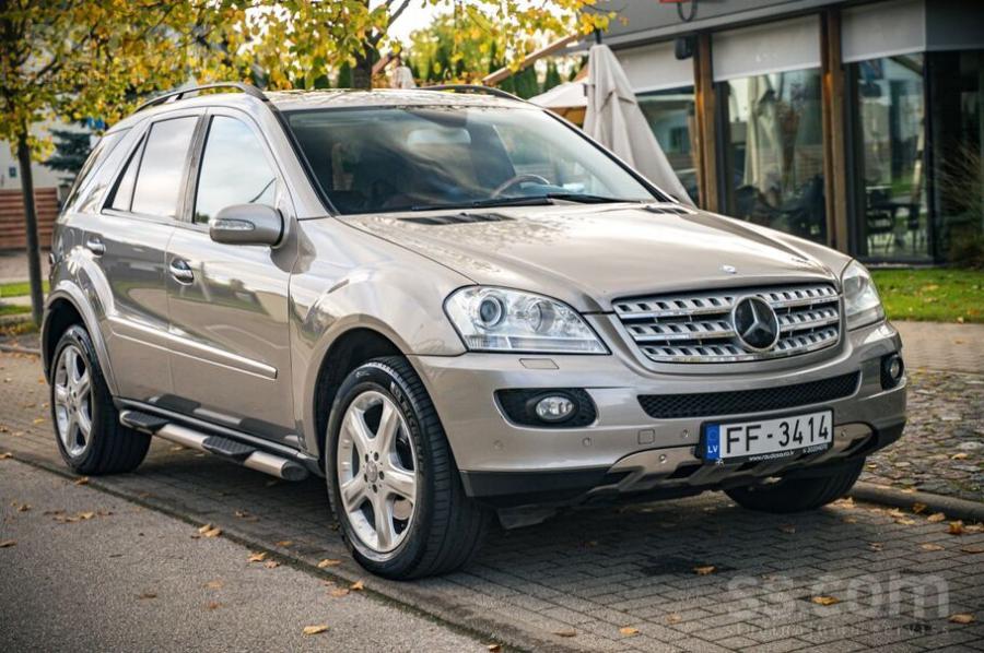 Grey Mercedes-Benz ML 320 2008 in Riga, with an engine capacity of 3.00 L and mileage of 309 thousand km for 5990 €, photo 4 on AUTOMOTO.COM.LV